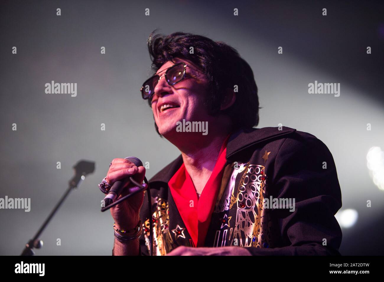 English electronic hi-res stock photography and images - Alamy