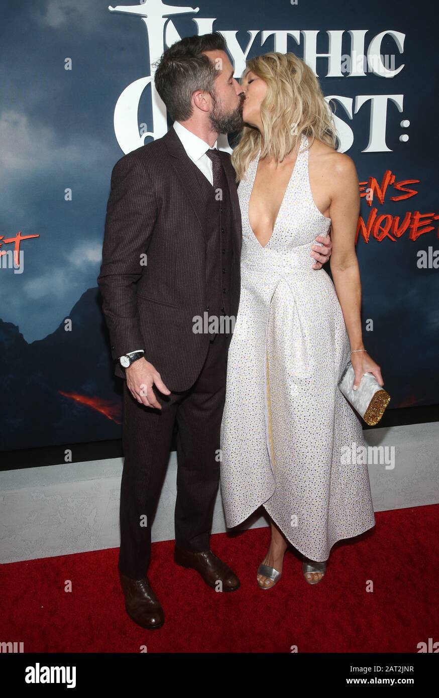 Hollywood, Ca. 29th Jan, 2020. Kaitlin Olson, Rob McElhenney, at ...