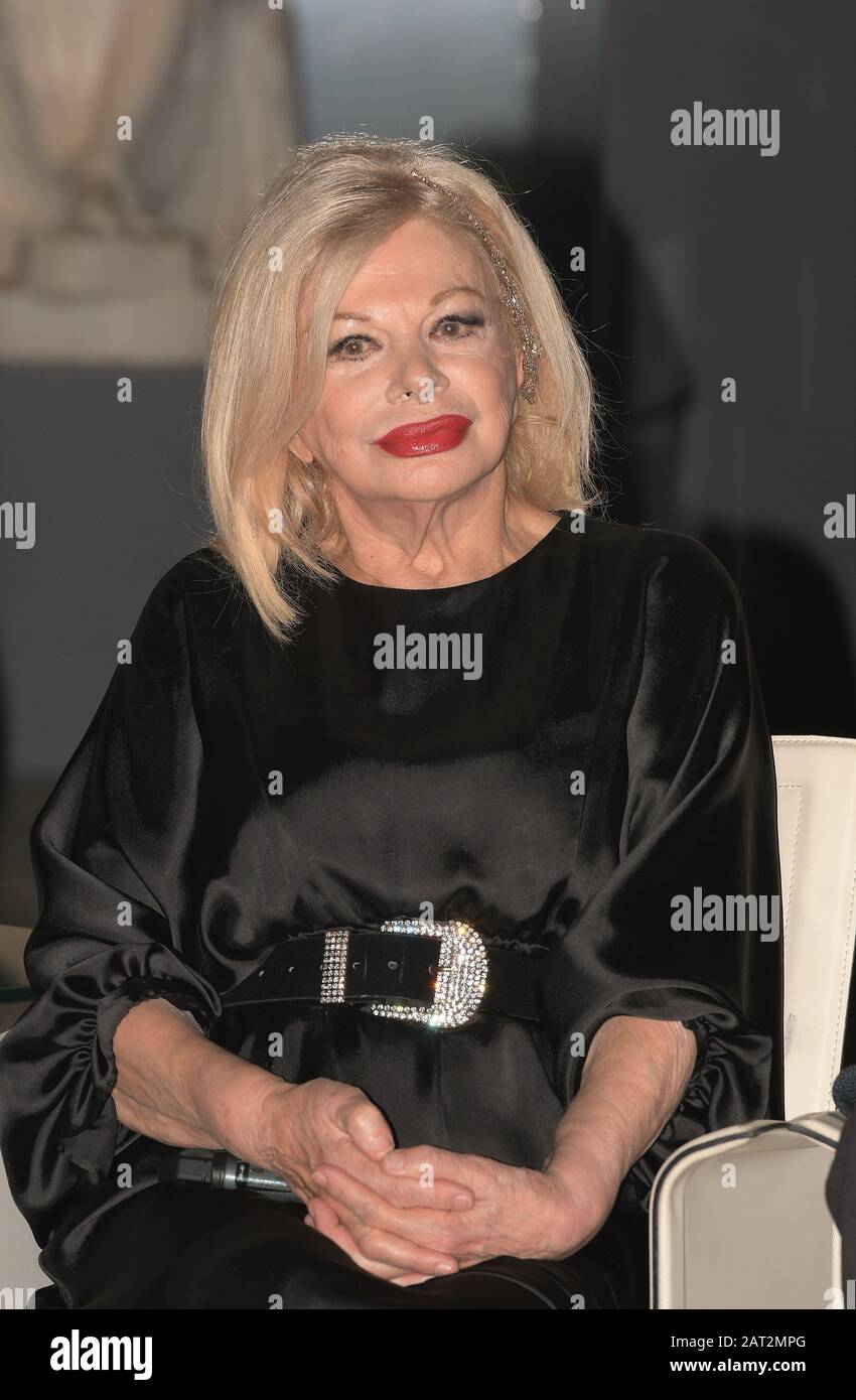 Milan, Italy Sandra Milo at the presentation of Federico Fellini's Book ...