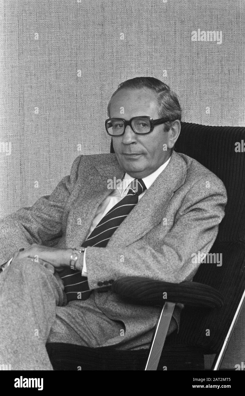 Gerzon director p hi-res stock photography and images - Alamy