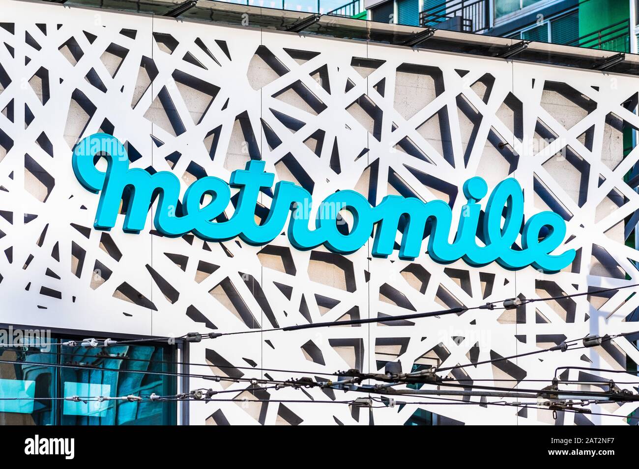 Metromile pulse hi-res stock photography and images - Alamy