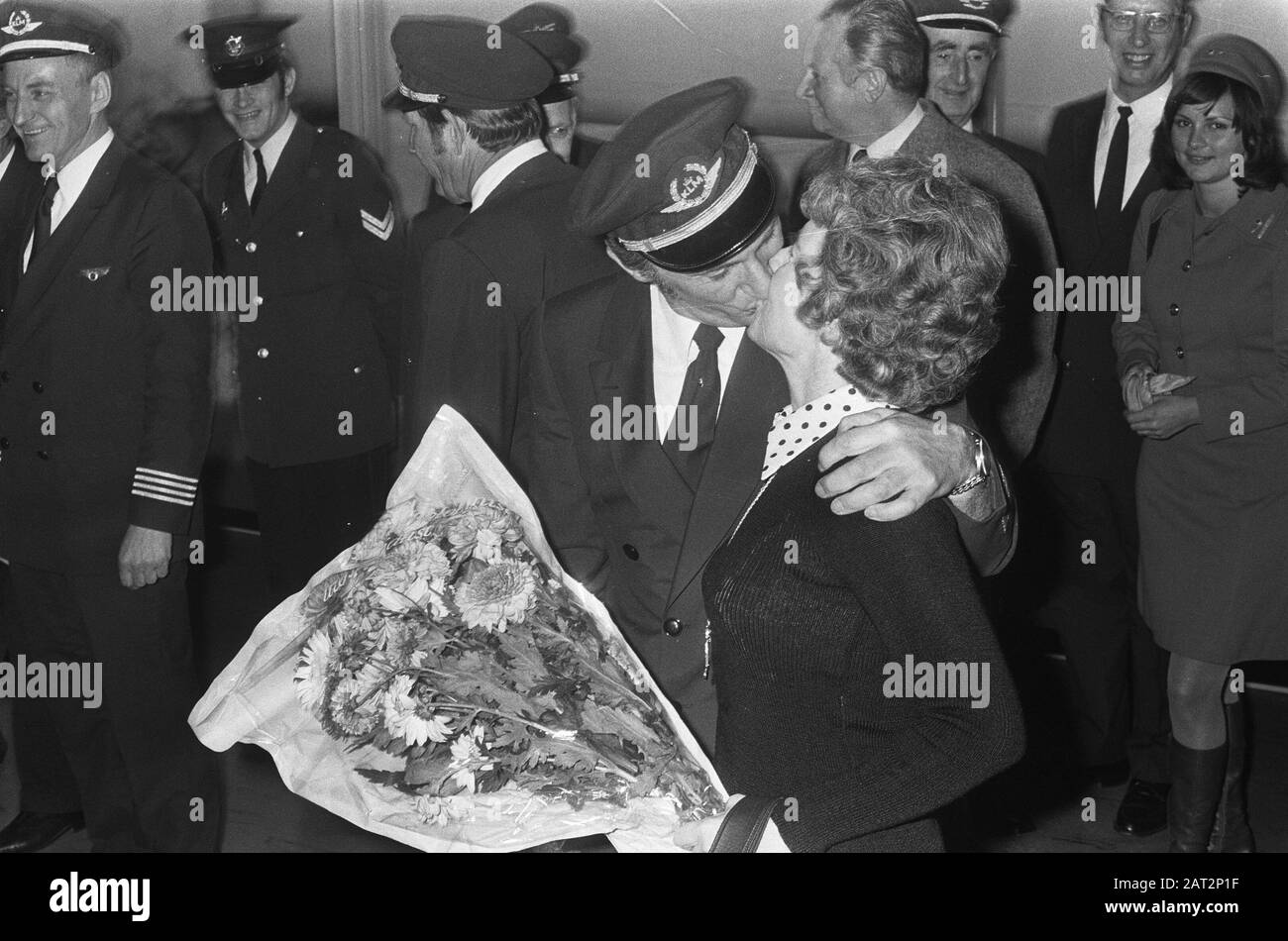 The freed crew of the hijacked KLM Boeing 747 Mississippi returns from ...