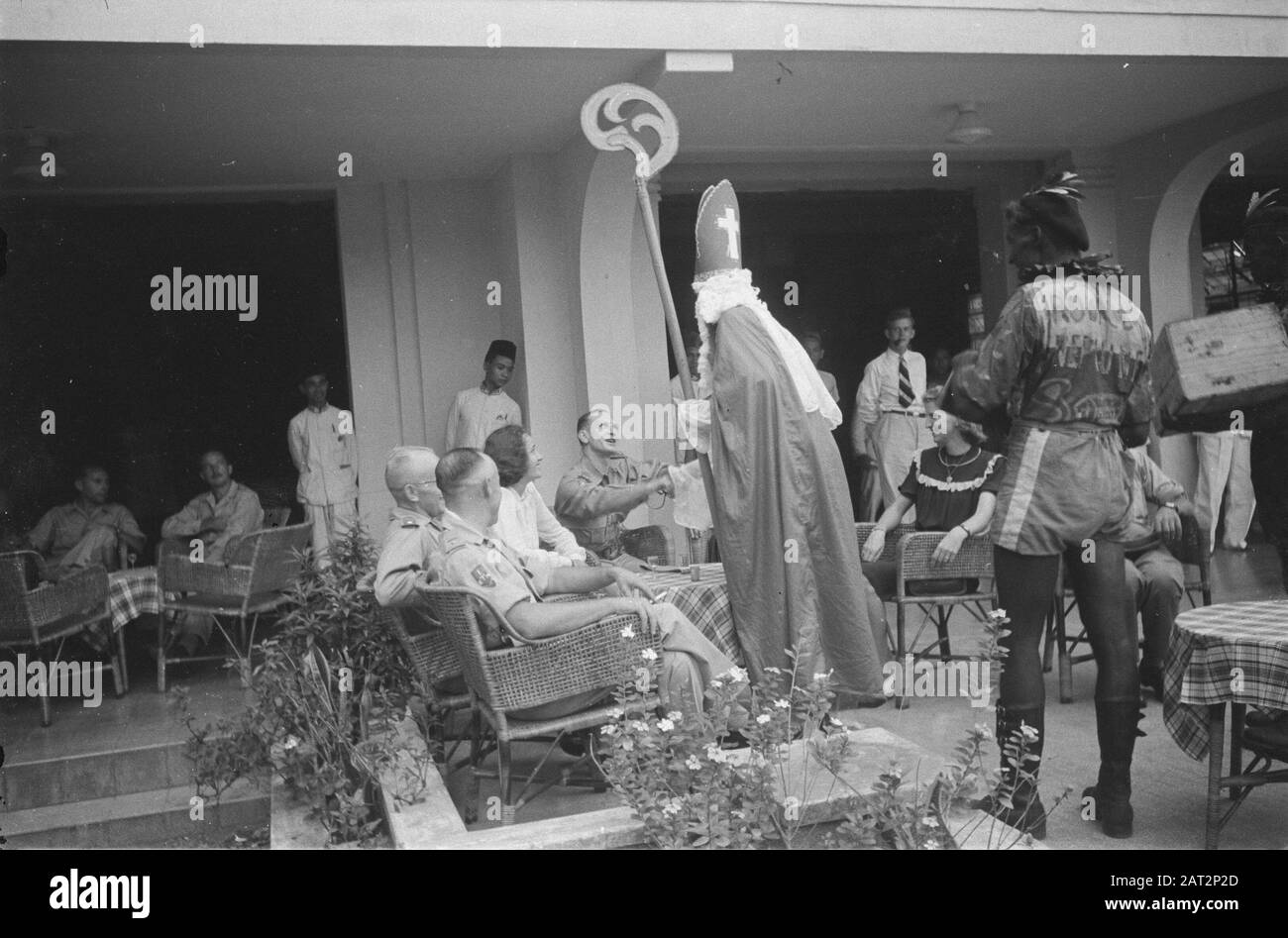 1940s military officers visit local hi-res stock photography and images ...