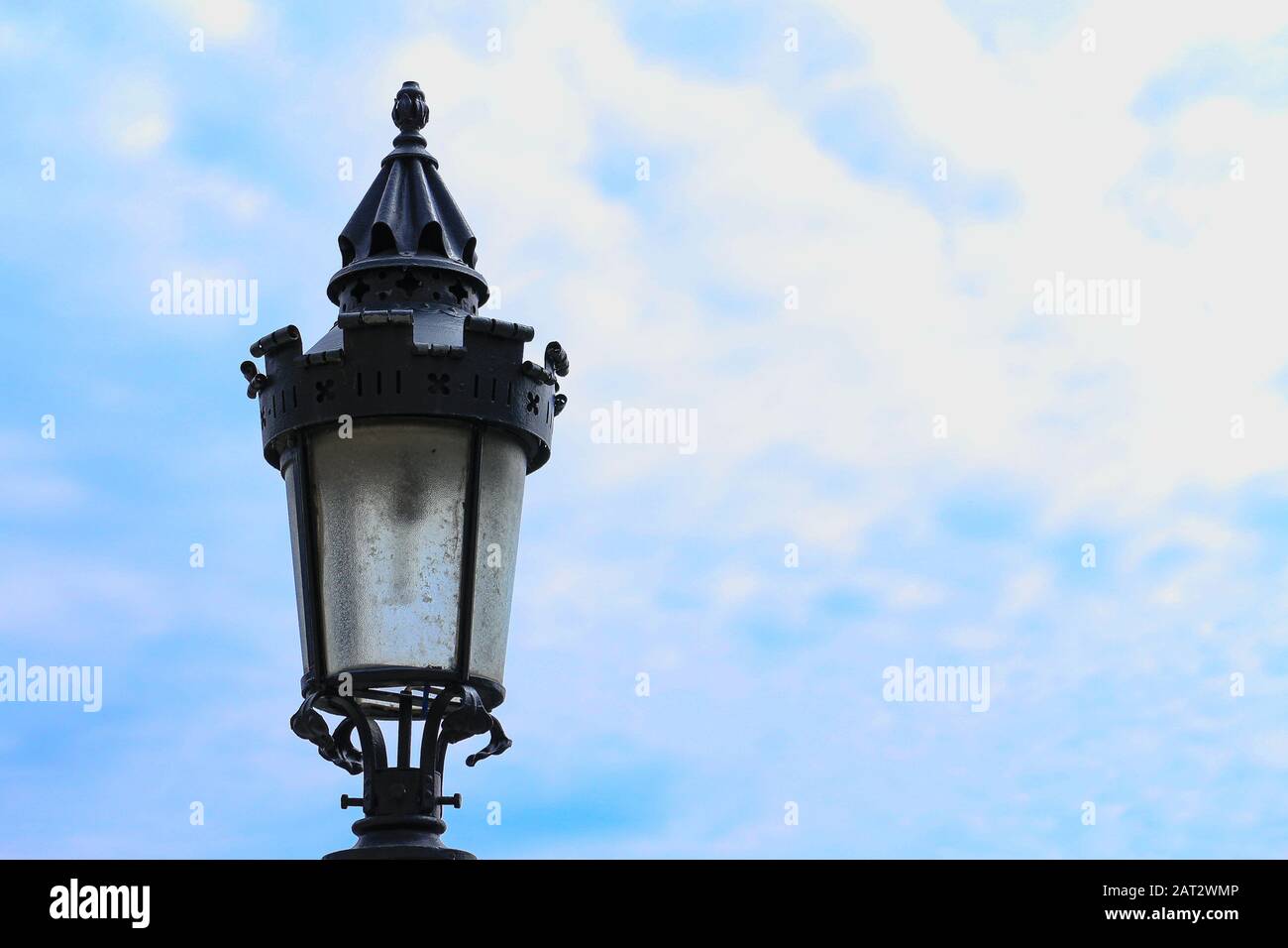 Old lampost hi-res stock photography and images - Alamy