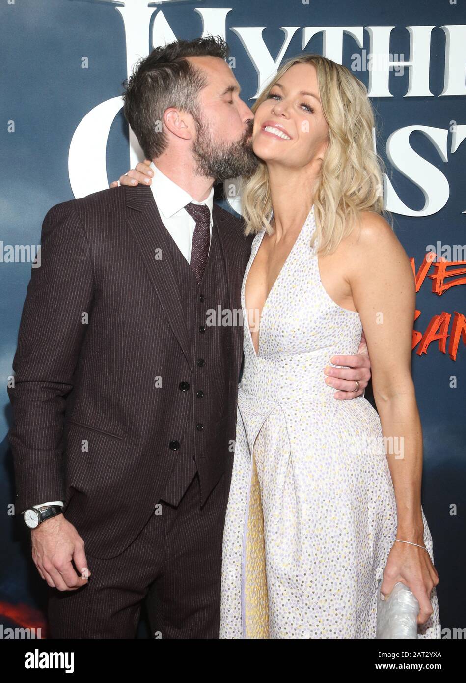 29 January 2020 - Hollywood, California - Kaitlin Olson, Rob McElhenney ...