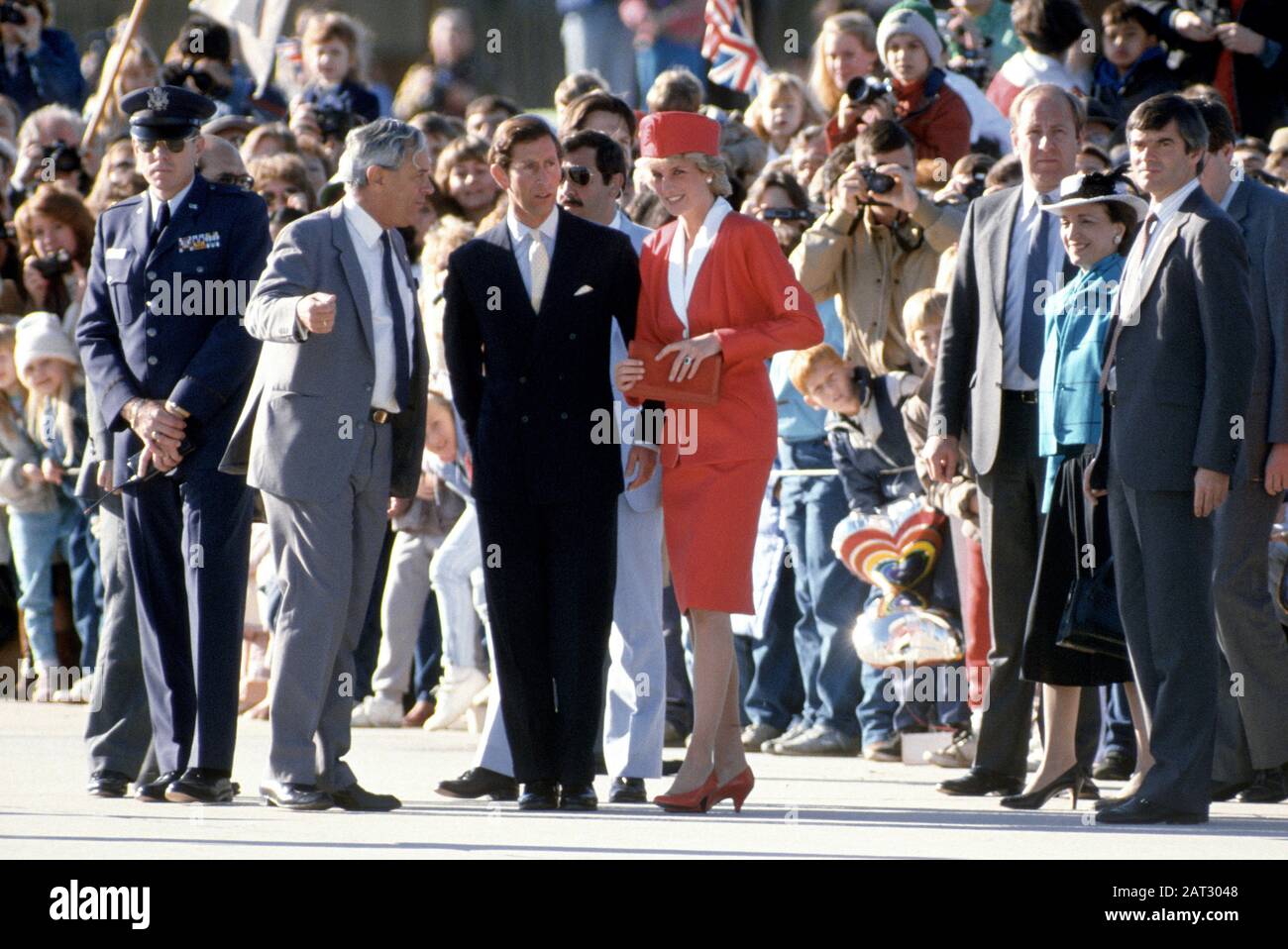 LtoR centre, Michael Shea, Buckingham Palace press secretary, Prince ...