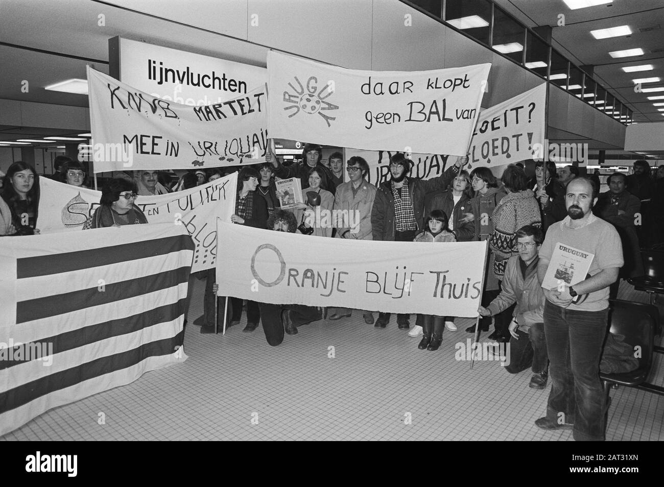 World participate in Black and White Stock Photos & Images - Alamy