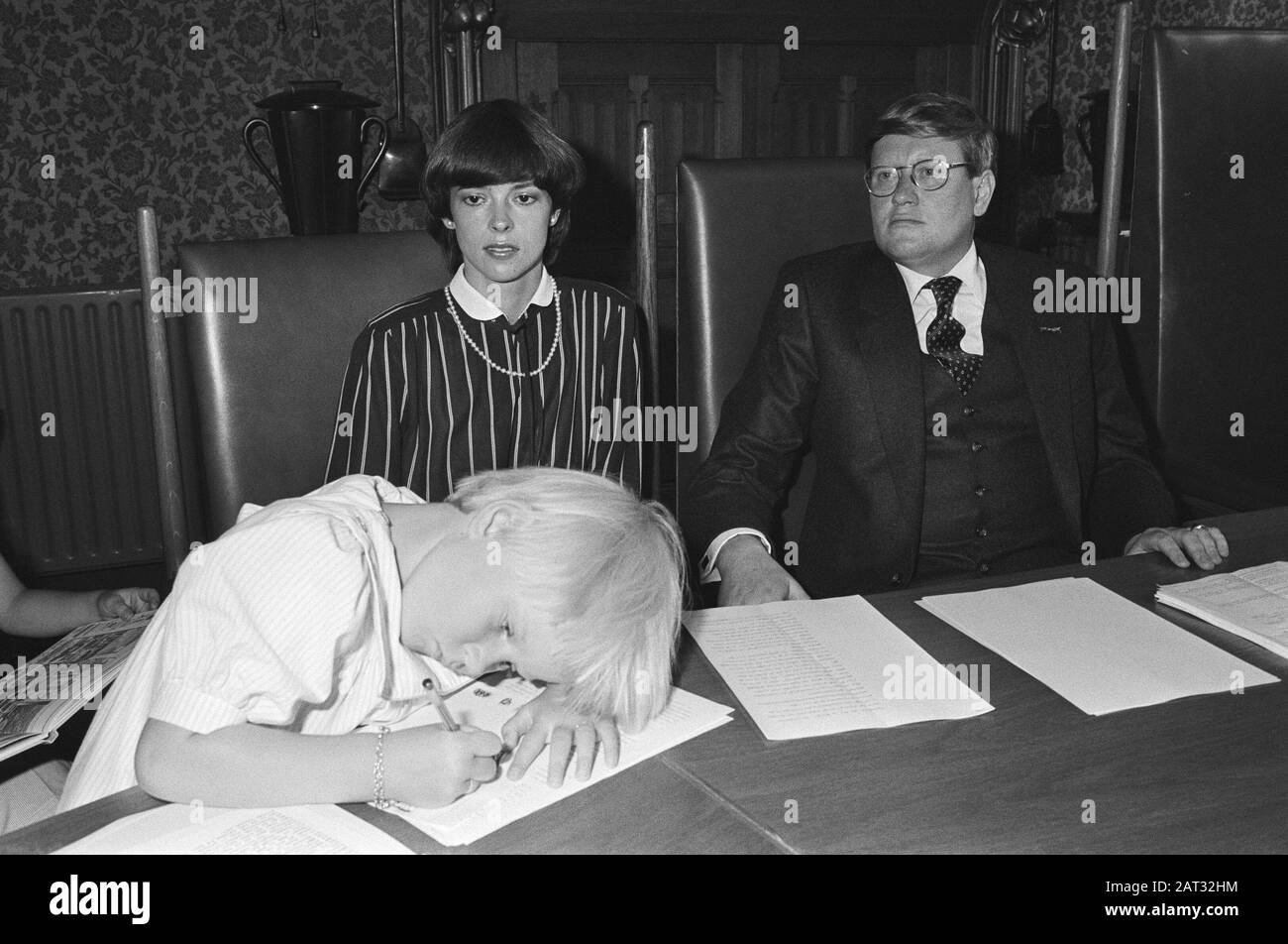 Wiegel installed hi-res stock photography and images - Alamy