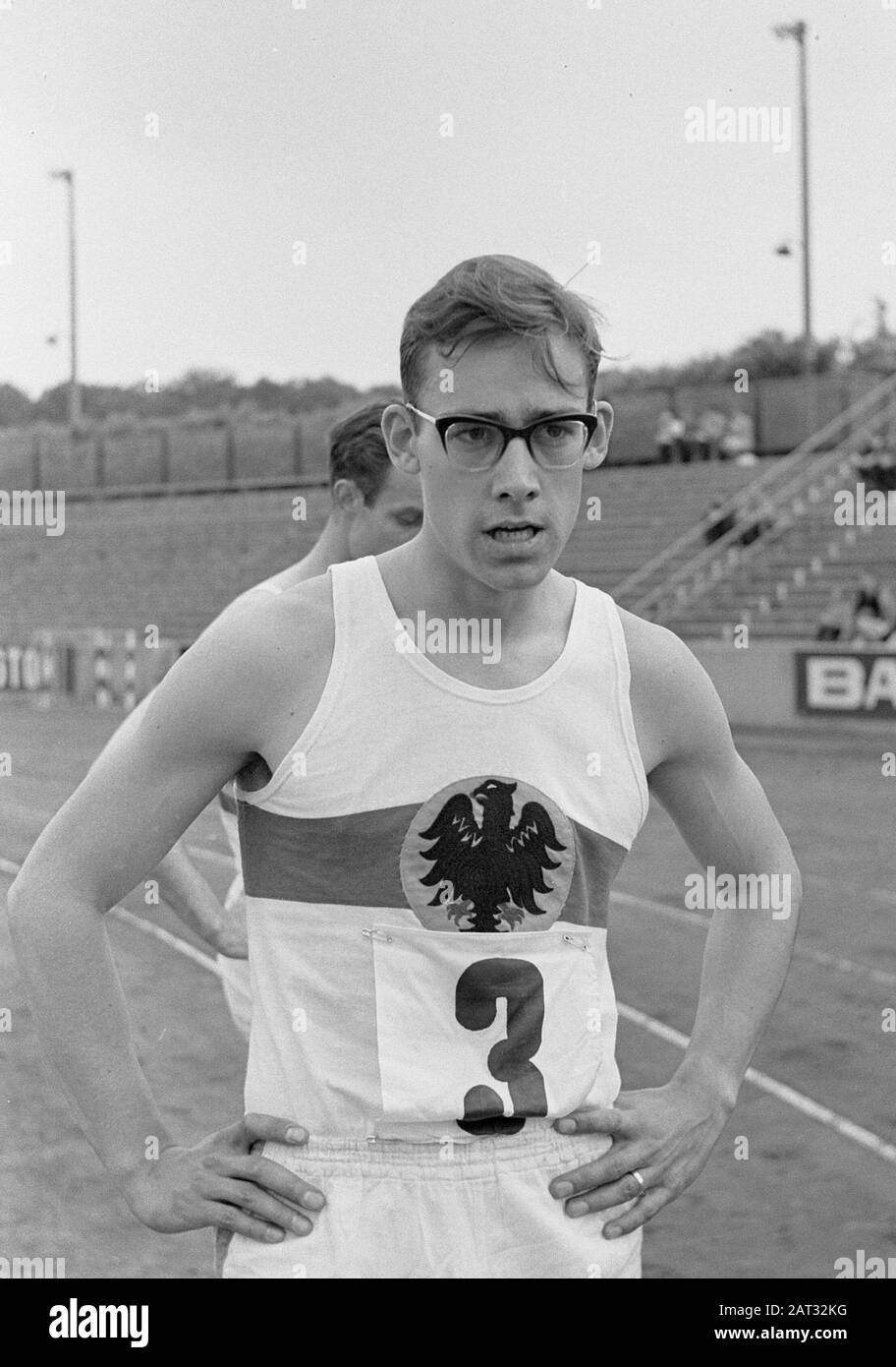 Six Landen Athletics in Enschede. 400 meter runner Reske (Germany Stock ...
