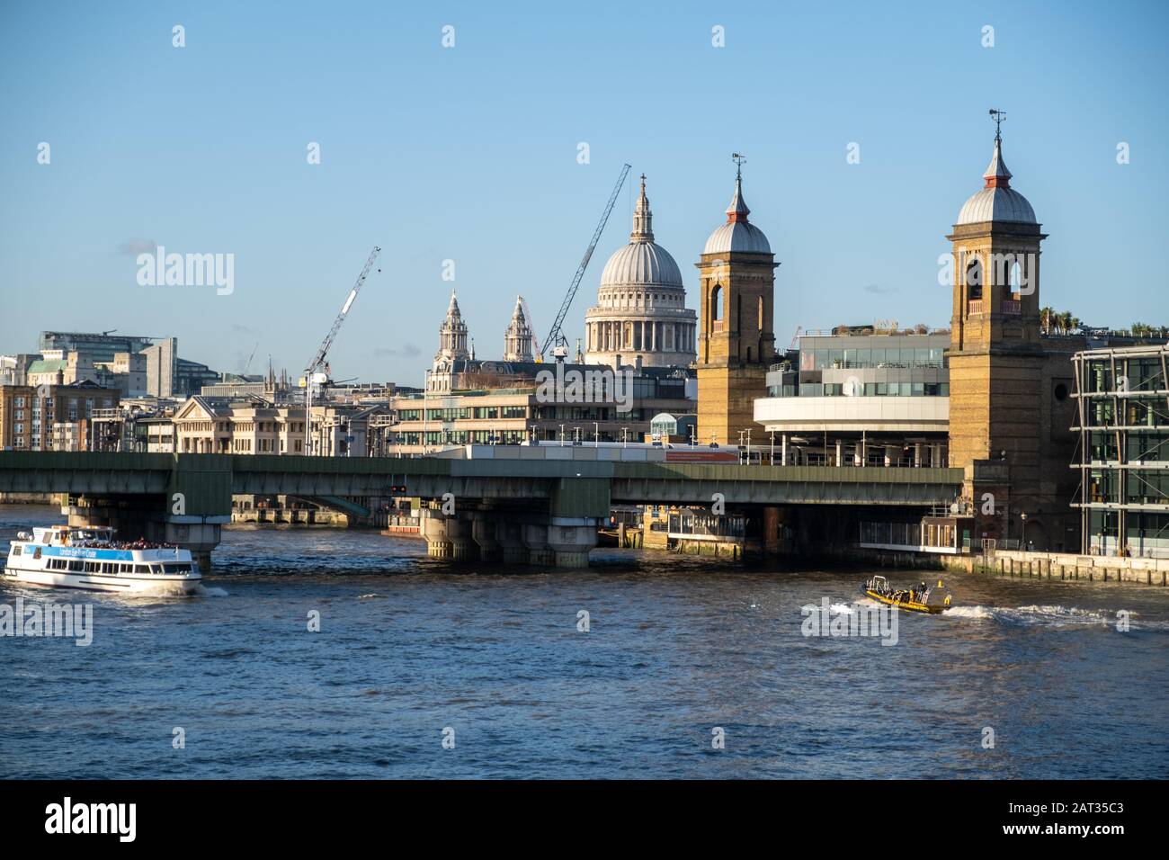 London / UK - Nov 29, 2019: Cannon Street Railway Bridge across the ...
