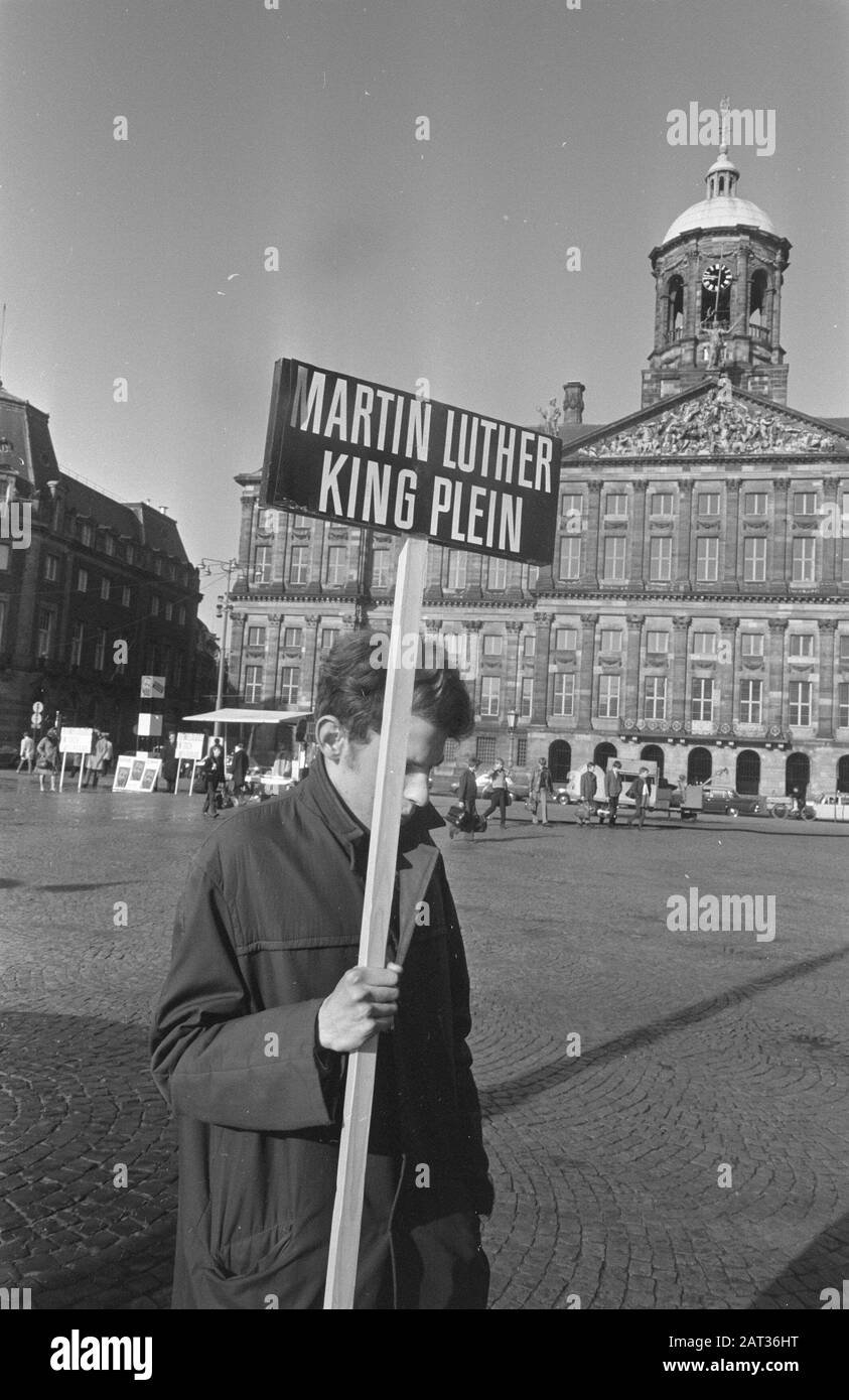 Commemoration murder of ds. Martin Luther King op de Dam, Amsterdam ...