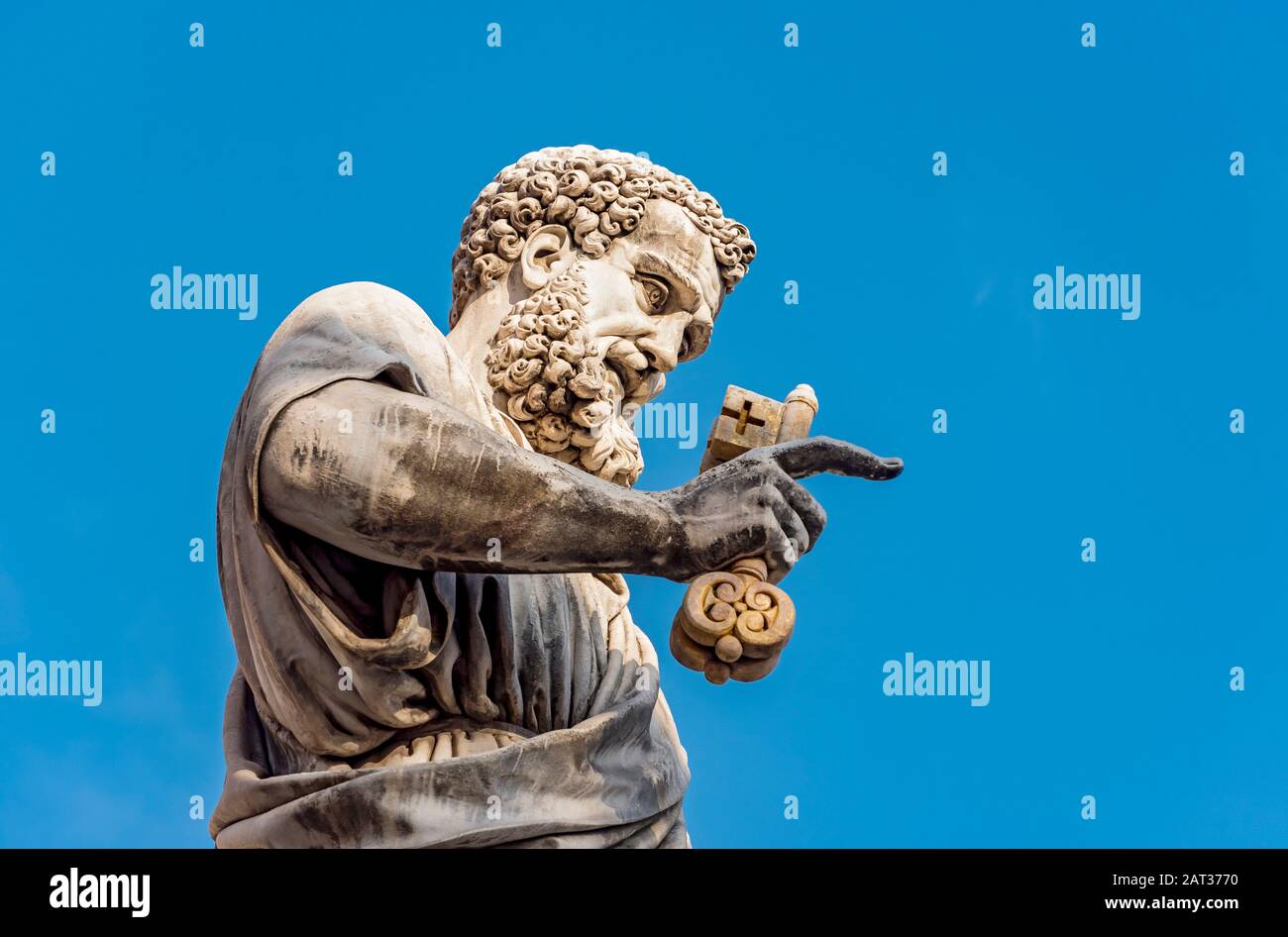 Statue of St. Peter holding the key at Piazza San Pietro, Vatican, Rome ...