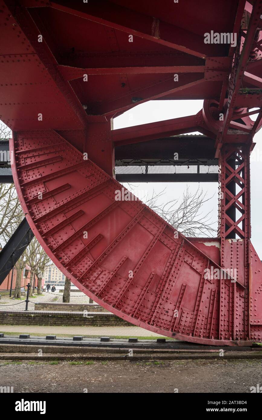 The Surrey Basin Bascule Bridge on Rotherhithe Street, London,UK ...