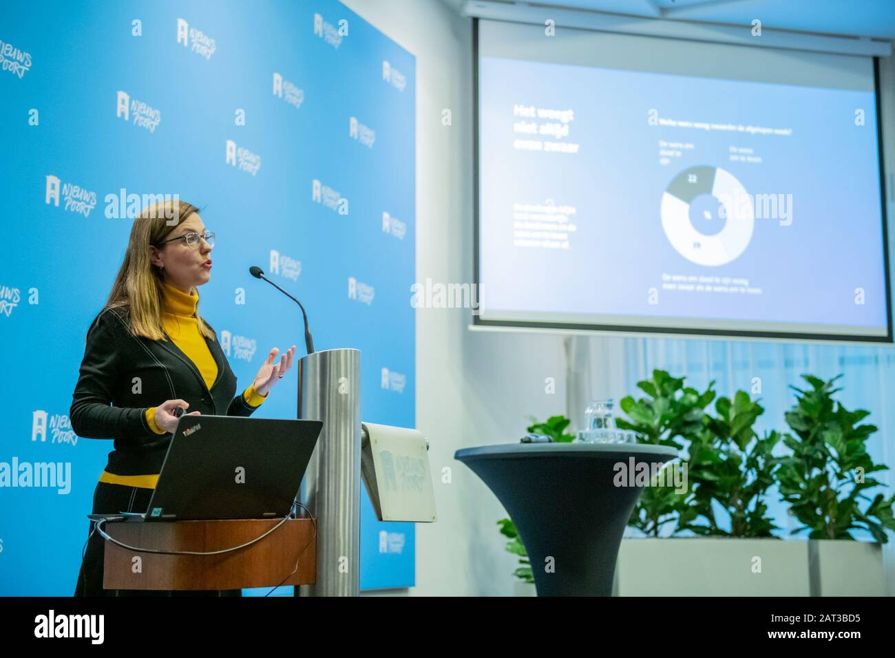 Els van hi-res stock photography and images - Alamy