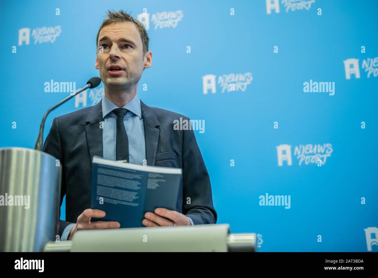 DEN HAAG, 30-01-2019, Handover report ‘Voltooid Leven’ in Nieuwspoort ...