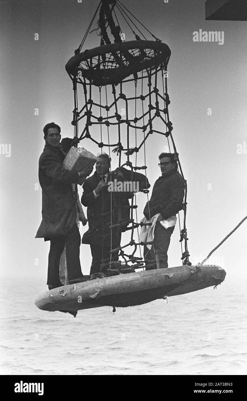 The REM island, the crewbasket Date: December 16, 1964 Institution name ...