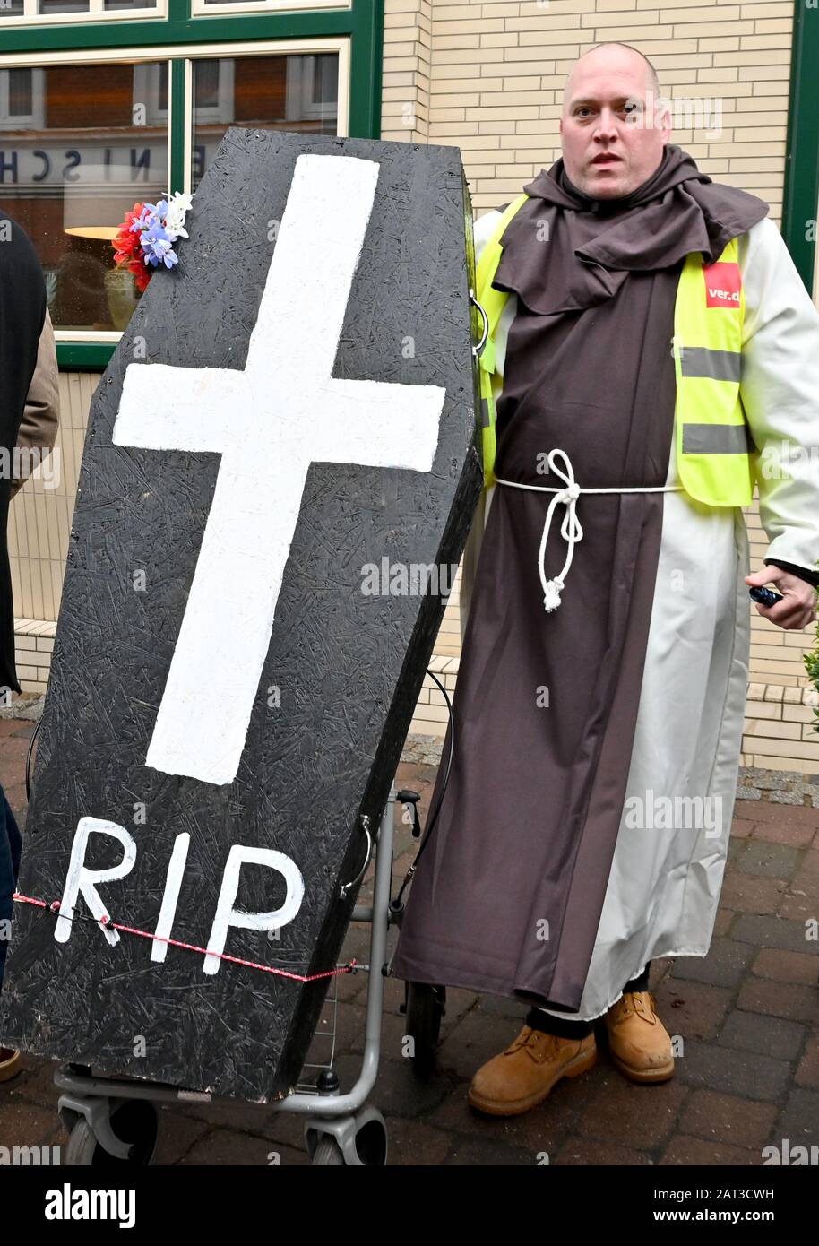 Nursing professions hi-res stock photography and images - Alamy