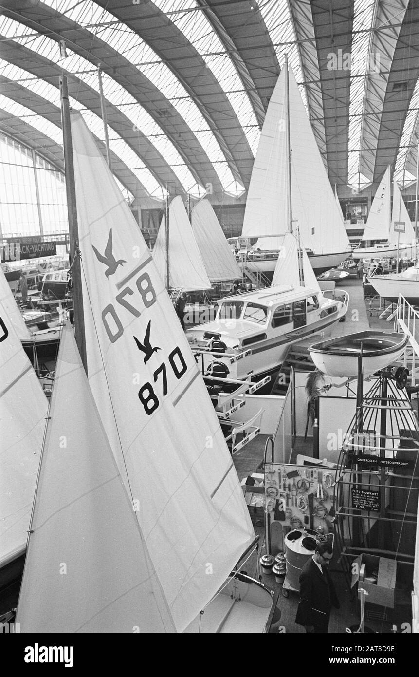 Hiswa 1968. Many sailboats in the RAI Date: March 14, 1968 Keywords ...