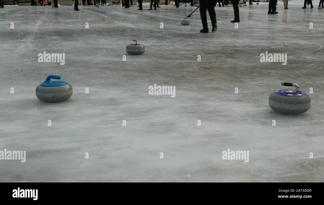 Curling sport stones equipment hi-res stock photography and images - Alamy