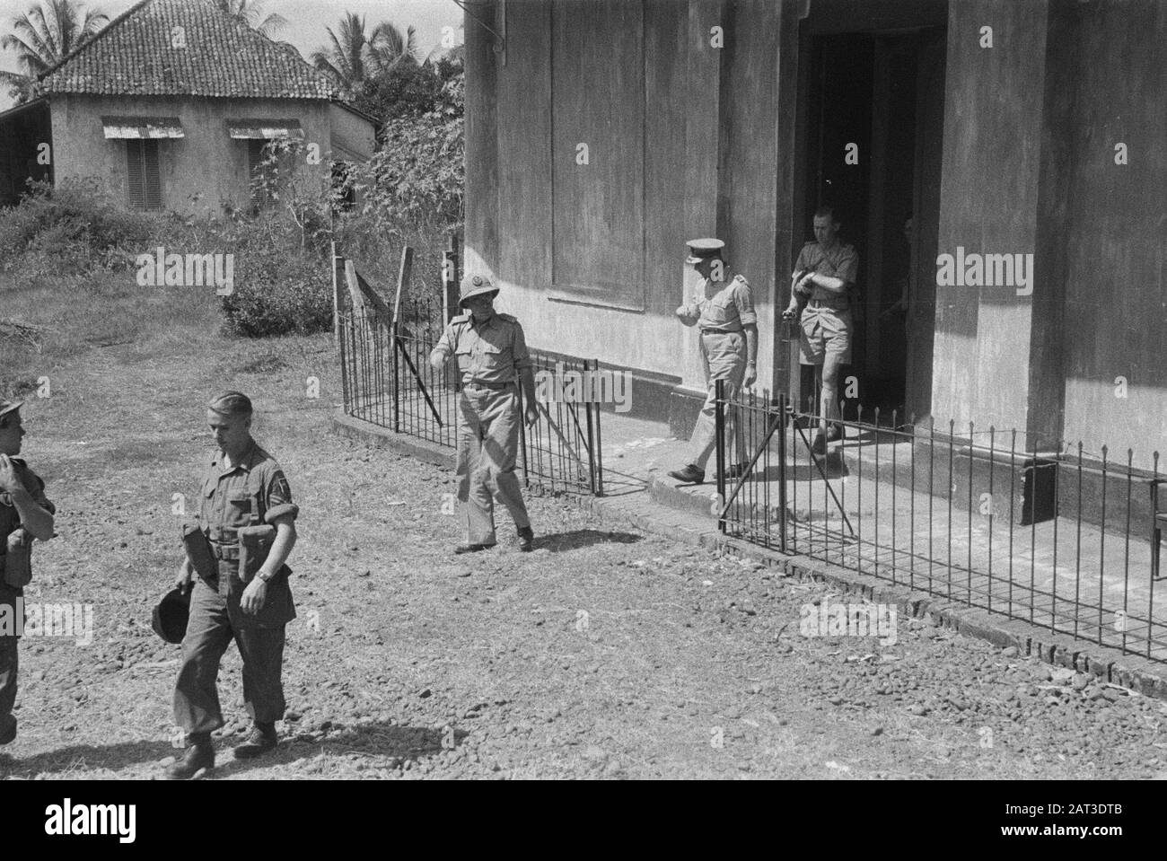 Visit of General S.H. Spoor and Lieutenant Governor General H.J. van ...