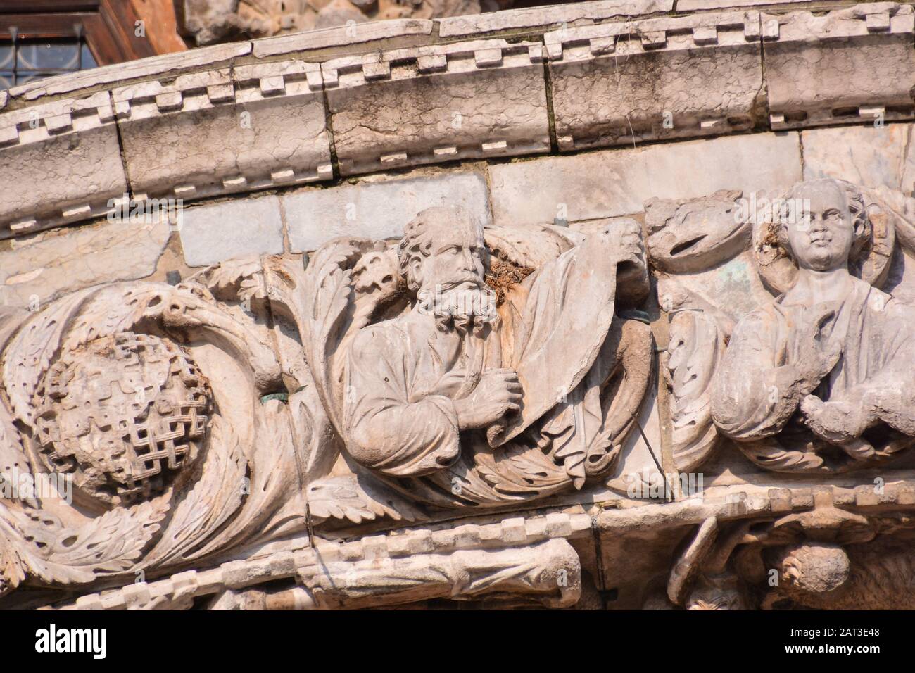 Bas relief stucco sculpture hi-res stock photography and images - Alamy