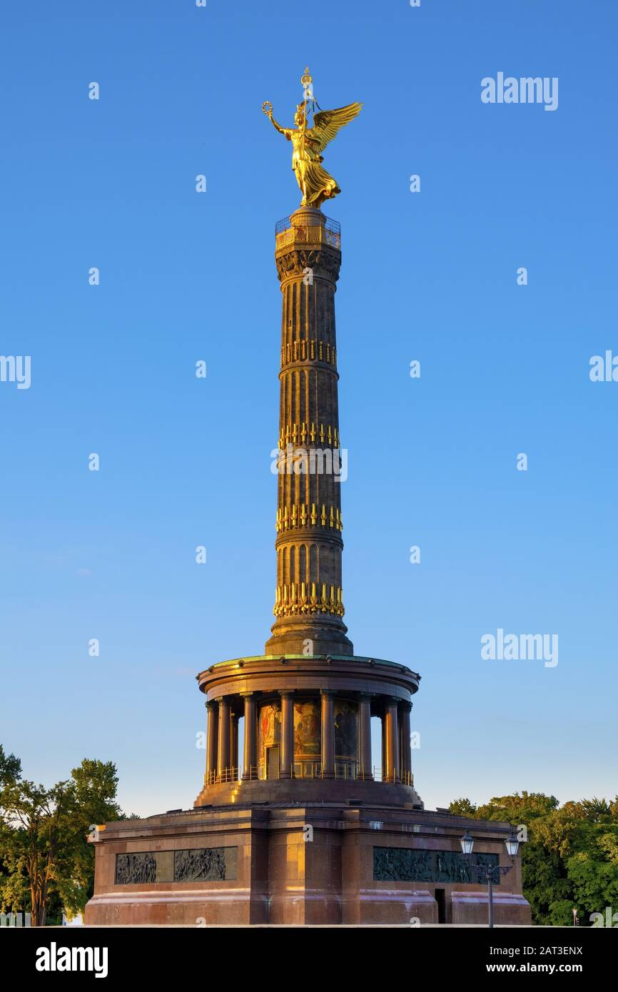 Berlin, Berlin state / Germany - 2018/07/25: The Victory Column ...
