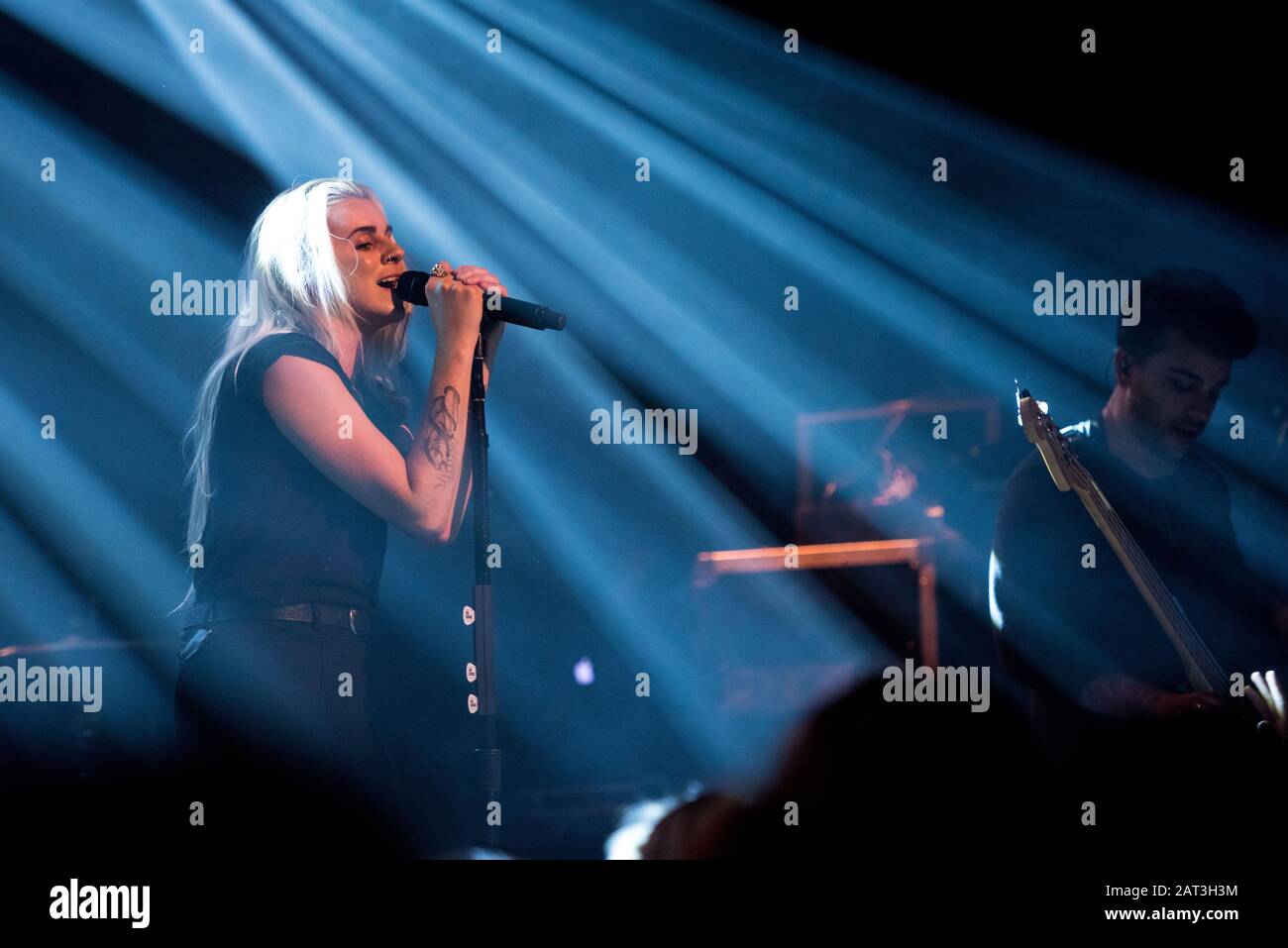 Pvris 2017 hi-res stock photography and images - Alamy