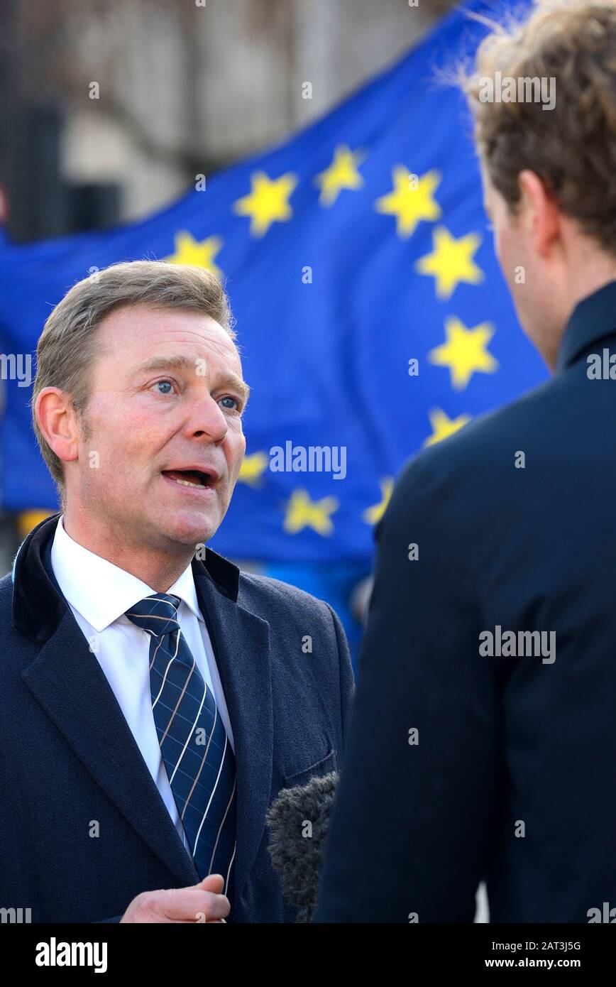 Craig mackinlay mp hi-res stock photography and images - Alamy