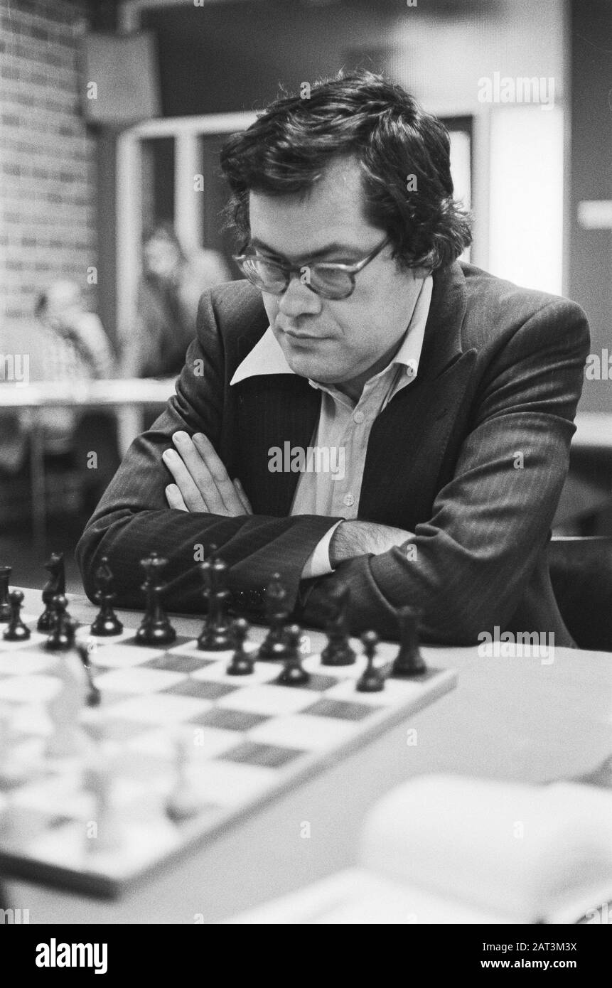 Block Chess Tournament, 5th round; Ree Date: 25 January 1978 Keywords ...