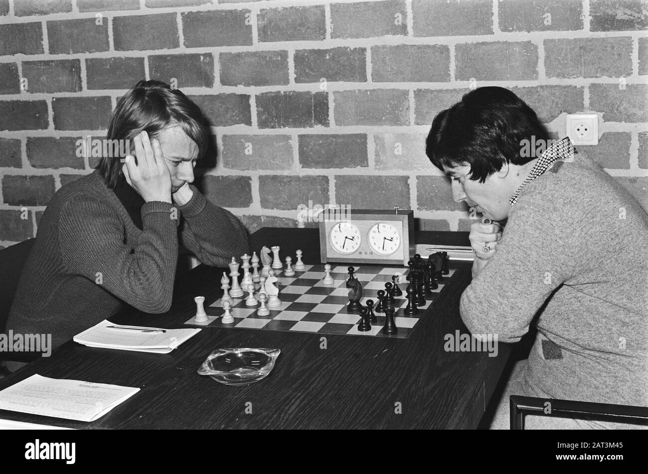 Bow anderson hi-res stock photography and images - Alamy