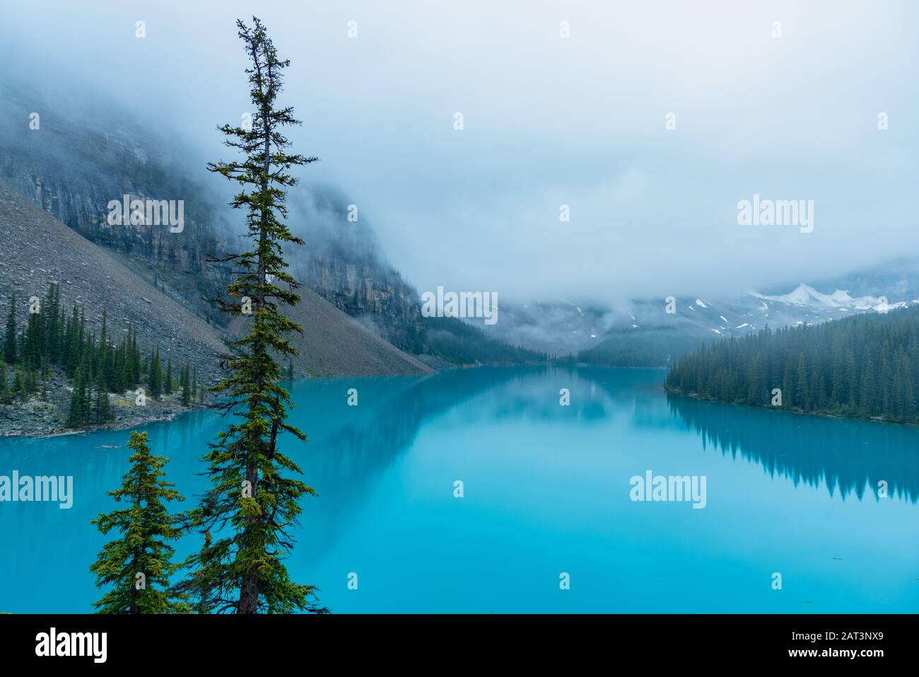Moraine Lake Banff, Canada Stock Photo - Alamy