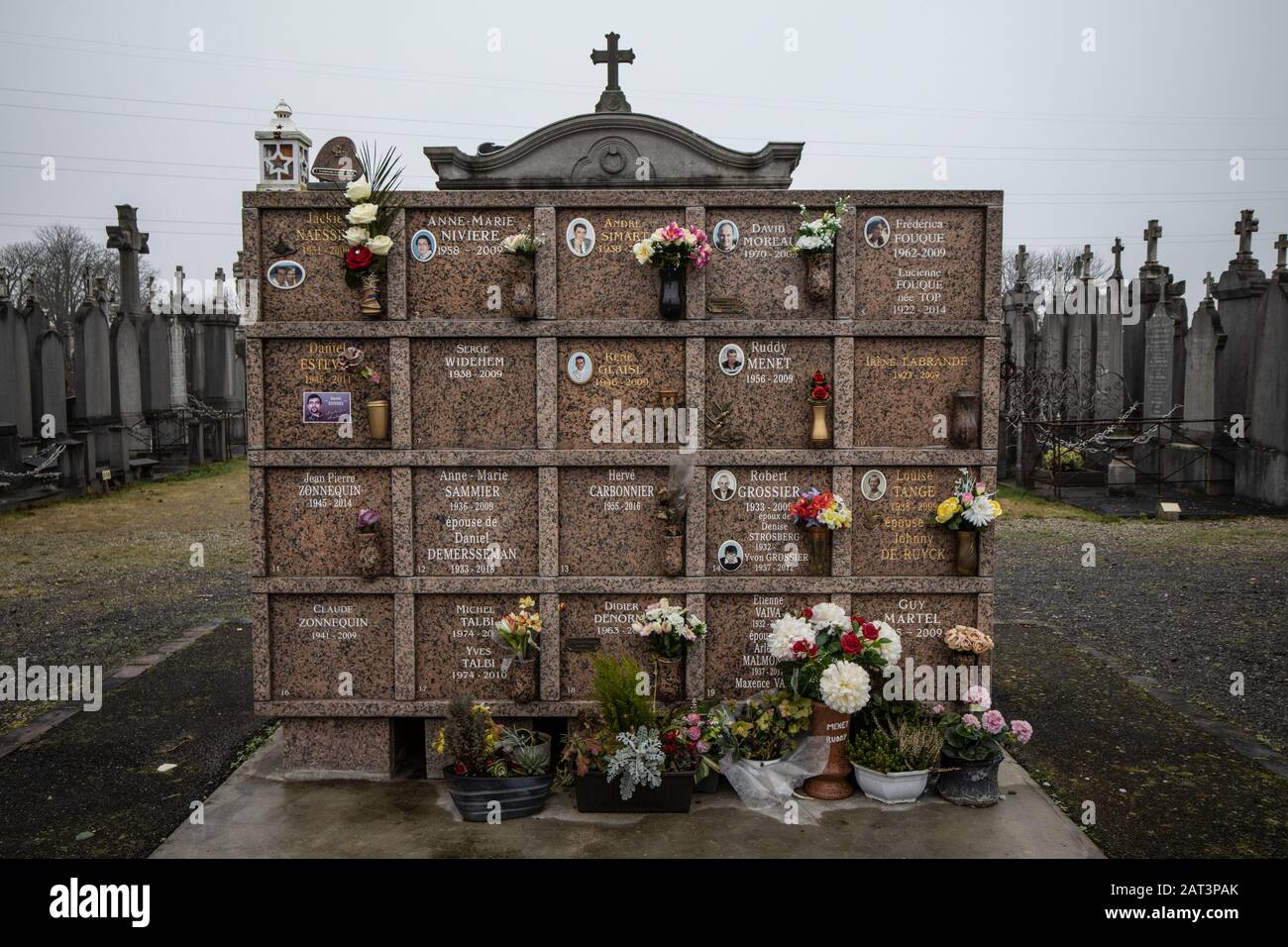 Dunkirk War Cemetery, which includes British War Graves of the British ...