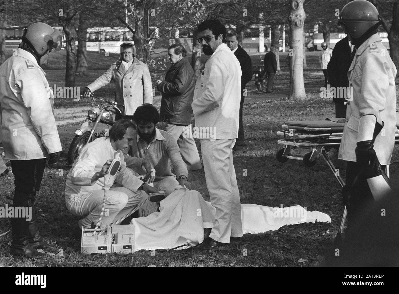 Psychological first aid hi-res stock photography and images - Alamy