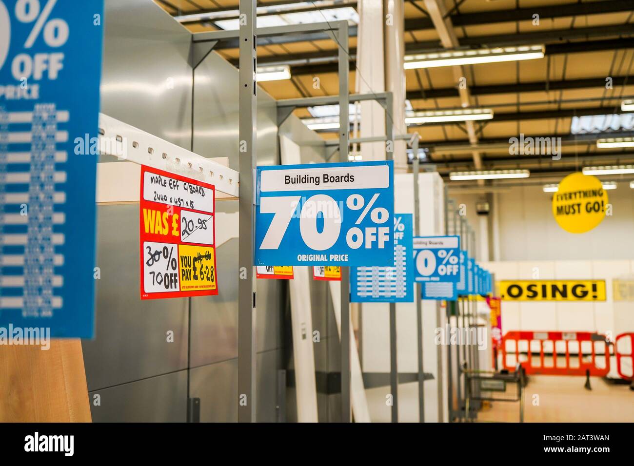 Homebase shelves hi-res stock photography and images - Alamy