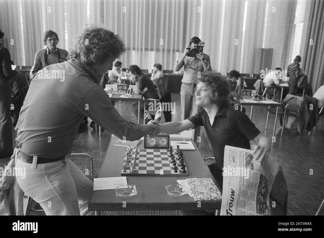 Play round 30 hi-res stock photography and images - Alamy