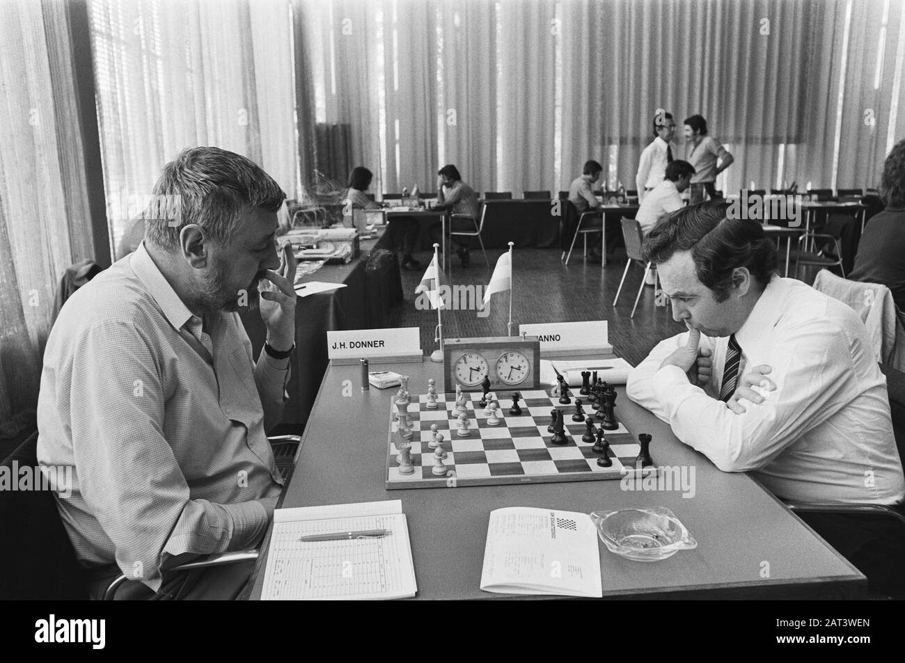 O thinking Black and White Stock Photos & Images - Alamy