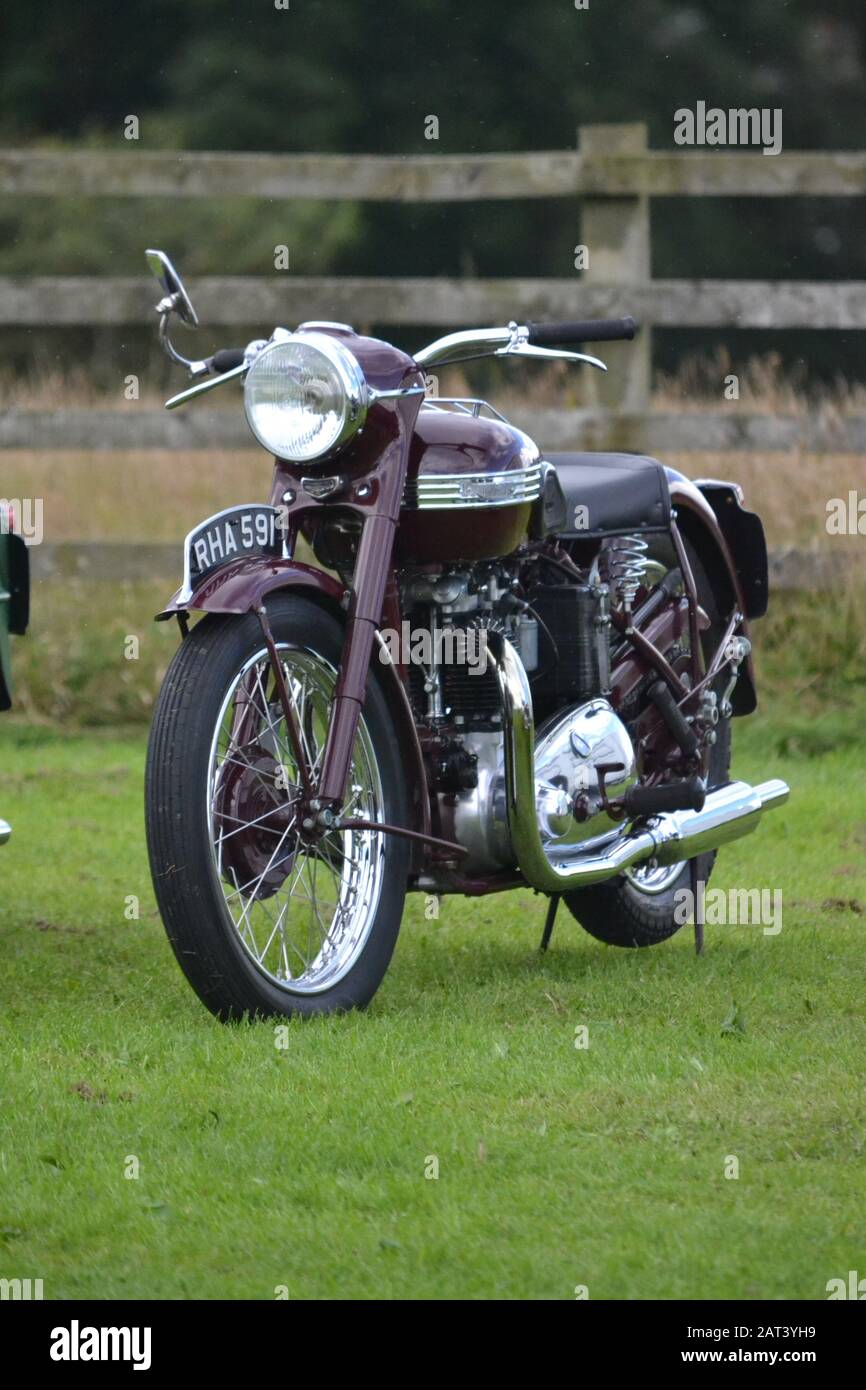 1952 triumph hi-res stock photography and images - Alamy