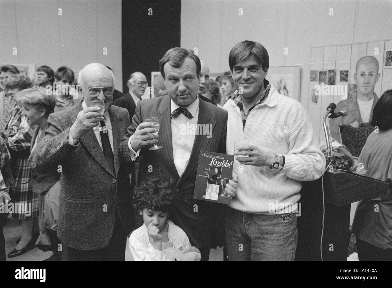 In Singermuseum Three generations Krabbé; v.l.n.r. father Maarten ...