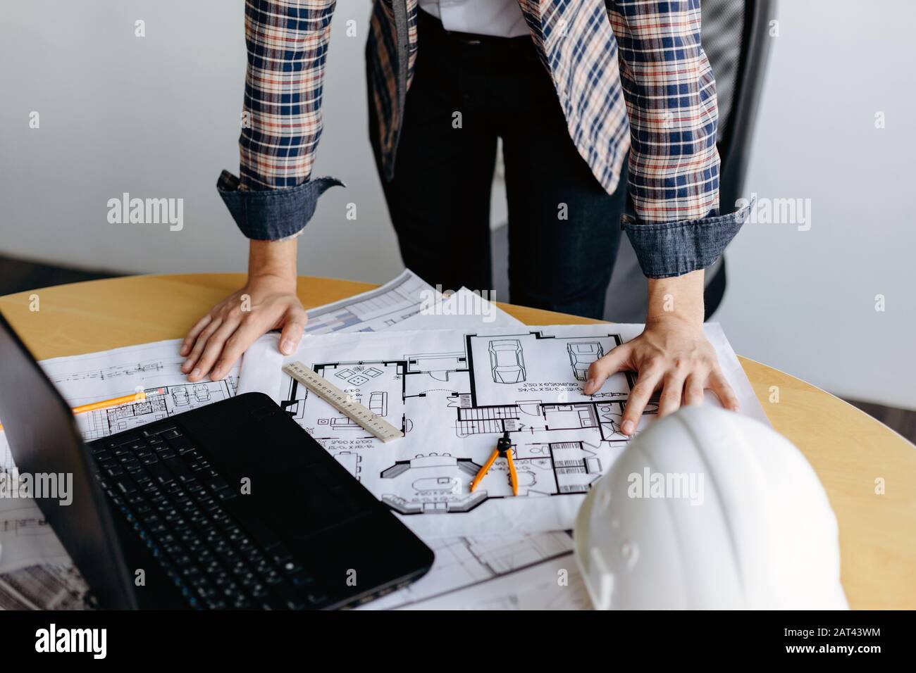 Professional designer hi-res stock photography and images - Alamy