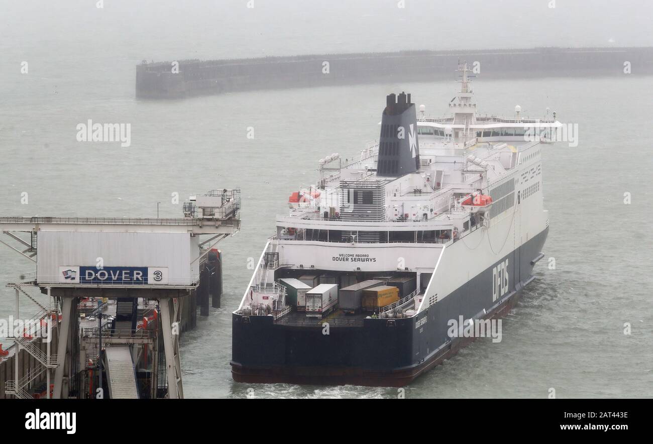 The dfds dover seaways leaves port dover hi-res stock photography and ...