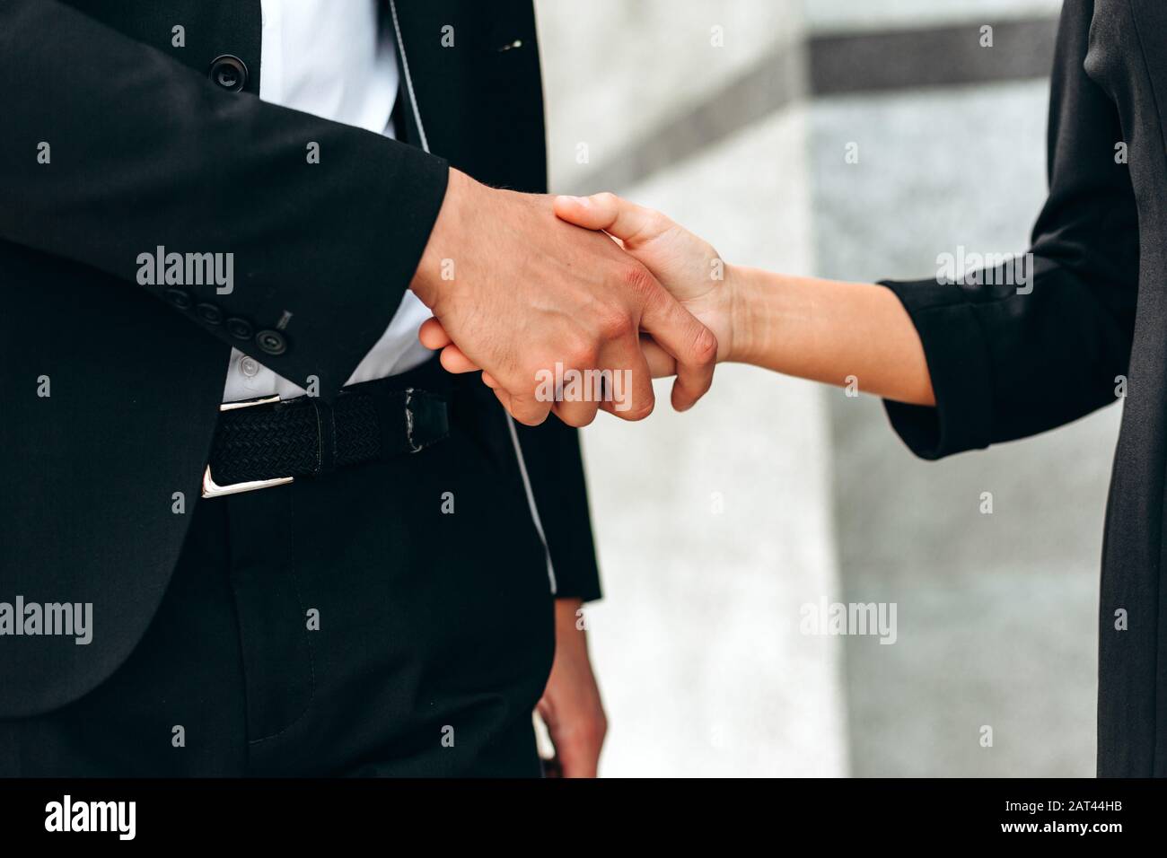 Male and female - handshake closeup. - Image Stock Photo - Alamy