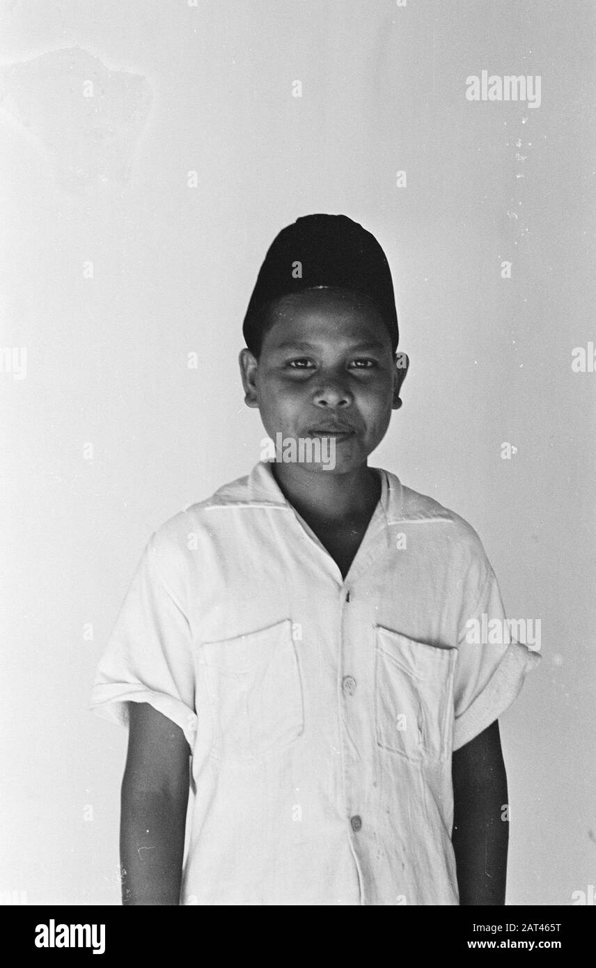 Staff Cabinet L.L. and recording General Spoor [and Mrs. Spoor DK ...