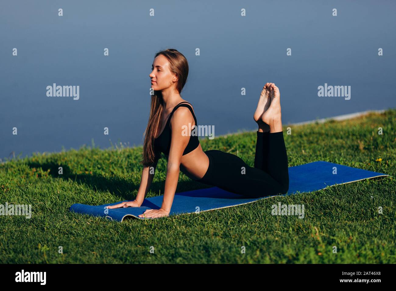 Lean legs hi-res stock photography and images - Alamy