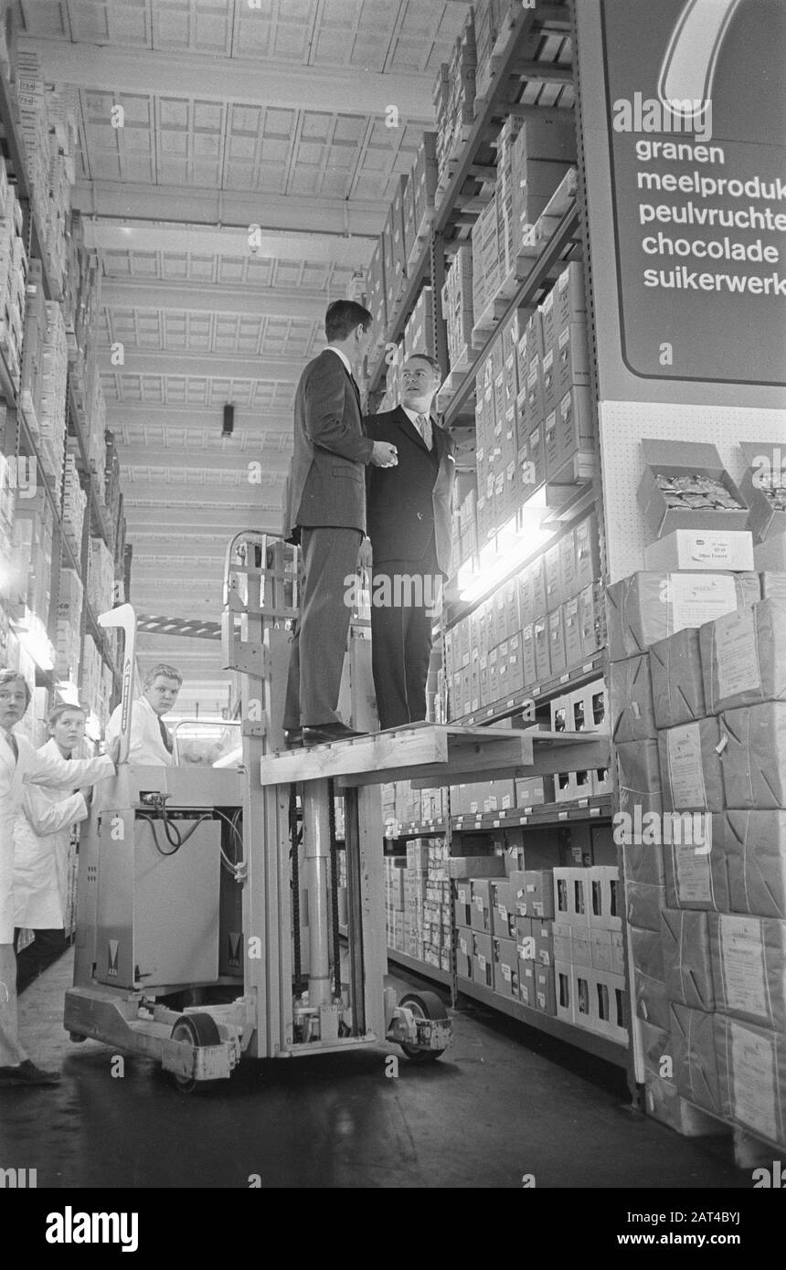 Alderman Hamm opened first self-service wholesale Makro industrial area ...