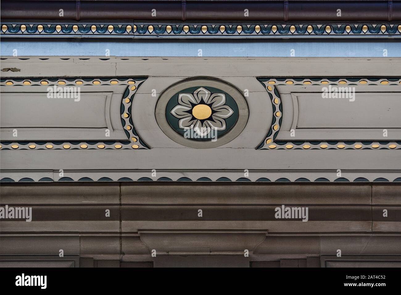 String sign hi-res stock photography and images - Alamy