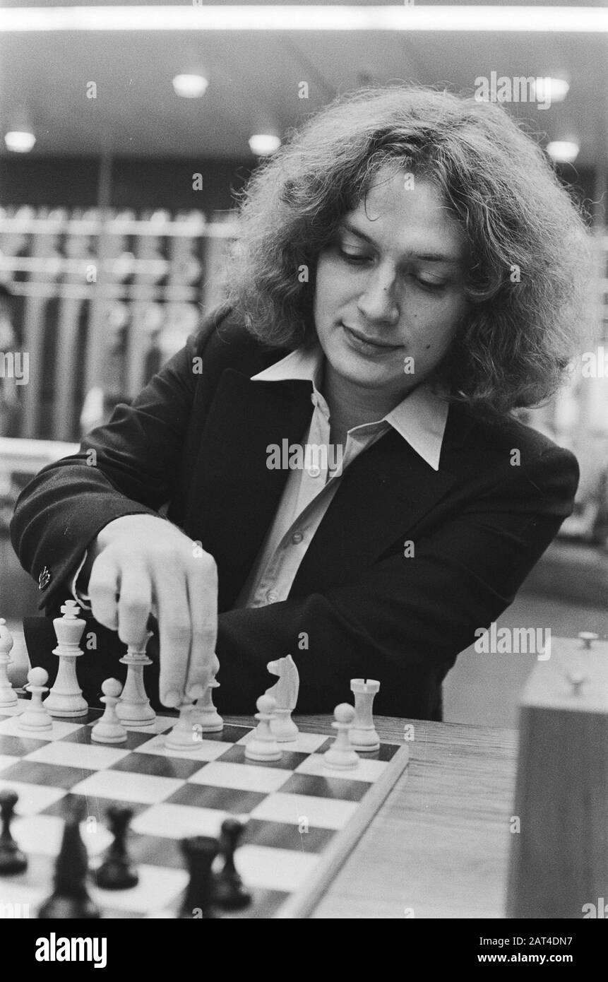 Timman chess hi-res stock photography and images - Alamy