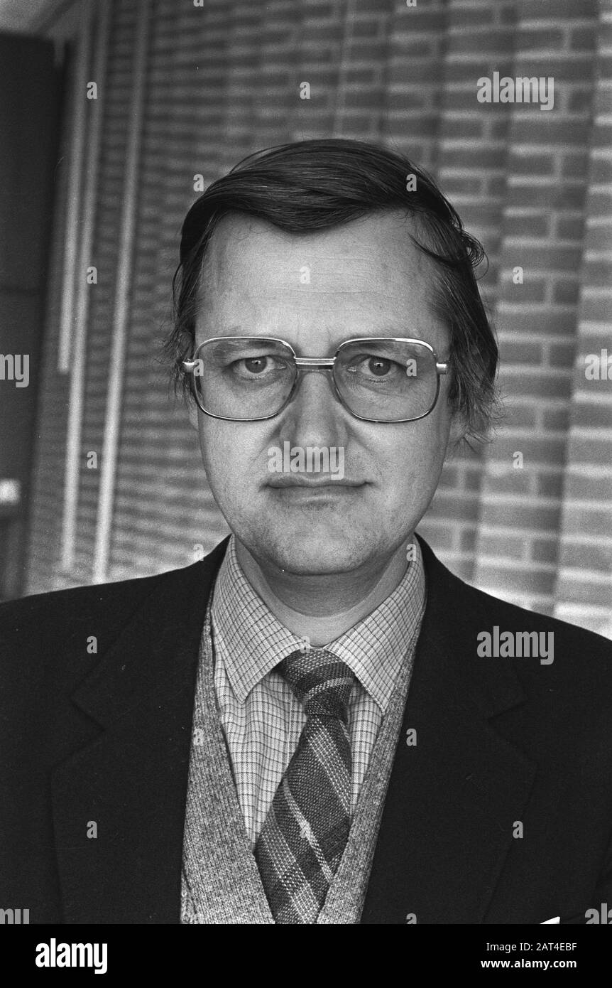 Introduction book Black and White Stock Photos & Images - Alamy