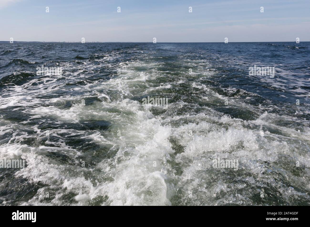 Blue sea water boat trace hi-res stock photography and images - Alamy