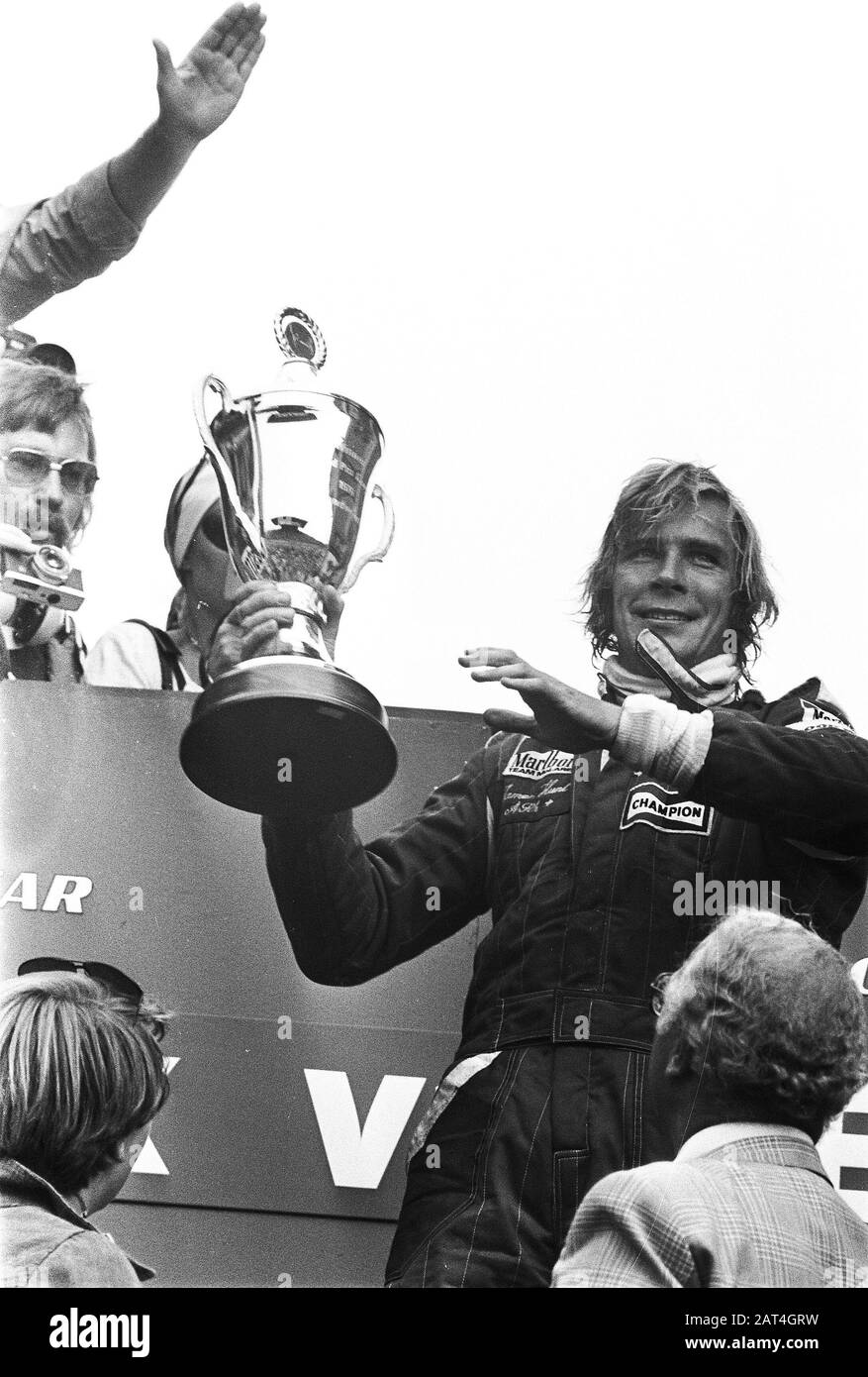 James hunt 1976 dutch grand prix hi-res stock photography and images ...