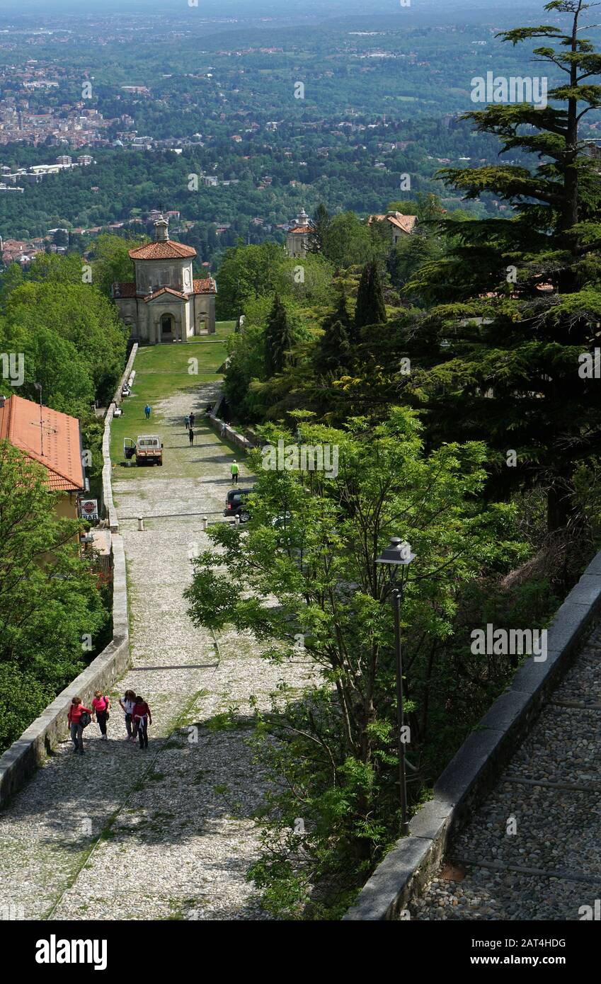Fourteenth Chapel, Via Sacra del Sacro Monte path, Santa Maria del ...